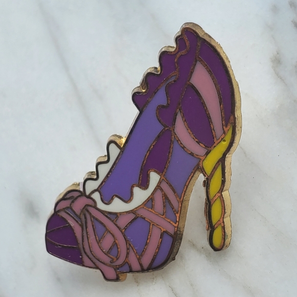 Disney | Jewelry | Rapunzel From Tangled High Heel Shoe Disney Pin ...